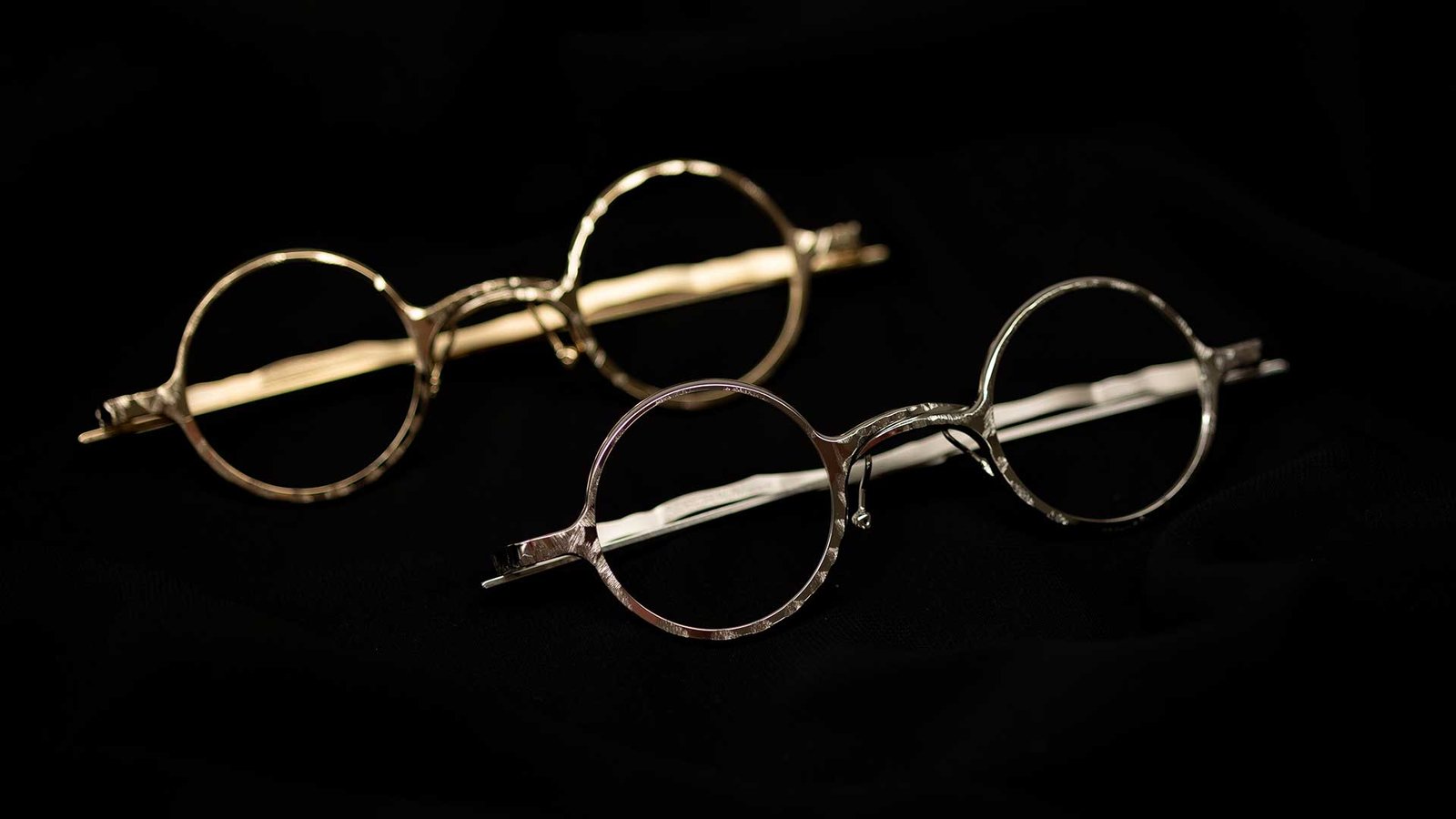 Valmet Plating | Production of baths and galvanic solutions for fashion